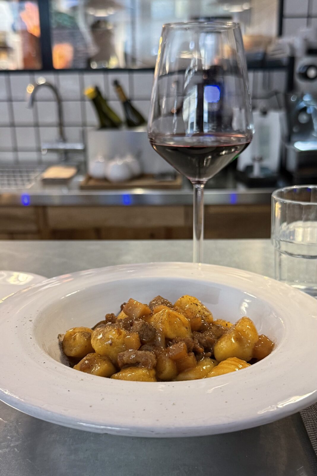 Ahimè: il ristorante di Bologna che cambia le regole del gioco ...